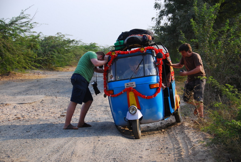 Tips to Survive the Rickshaw Run - No Back Home